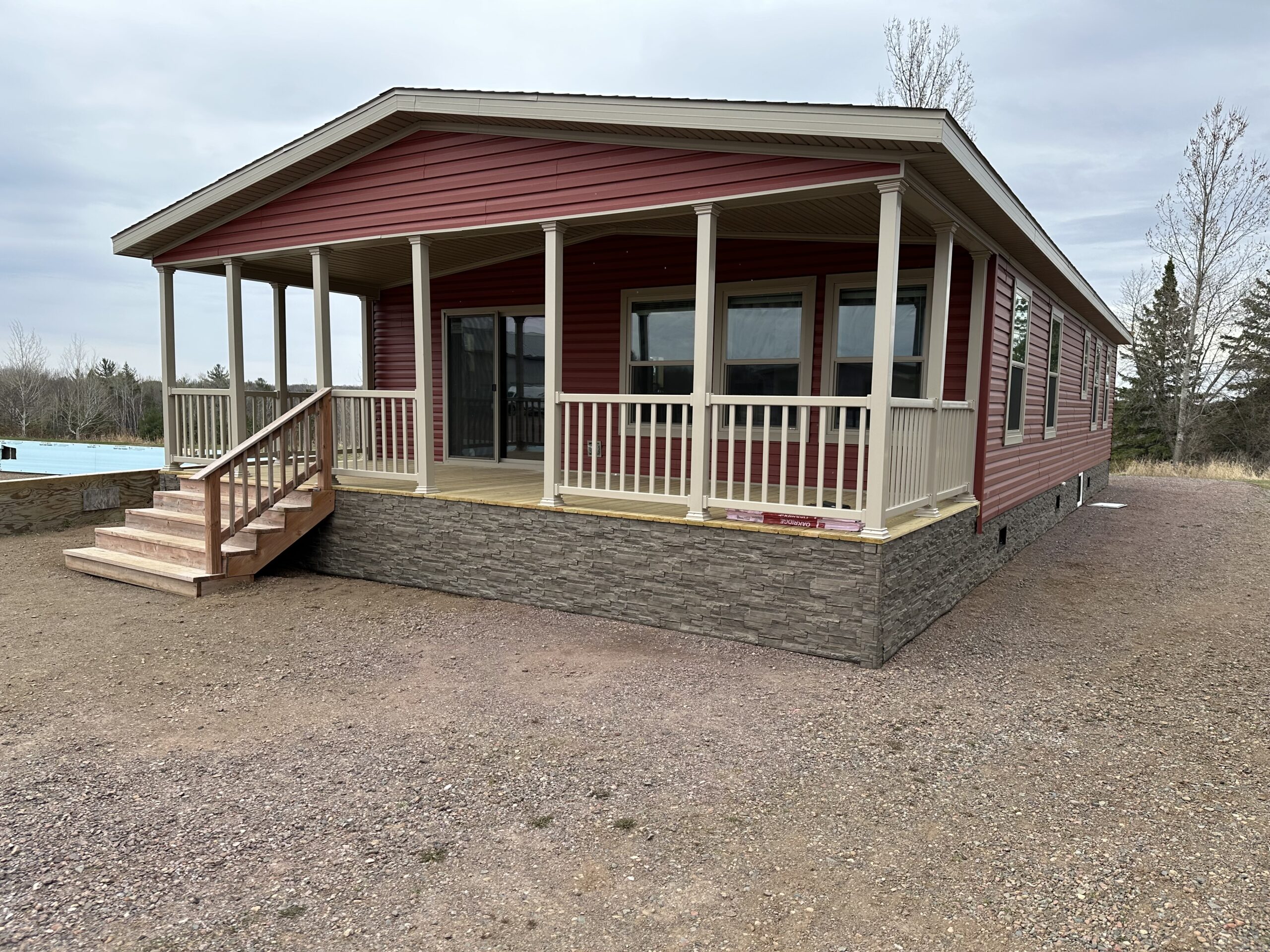 MidCountry "Retreat" - Ideal Homes